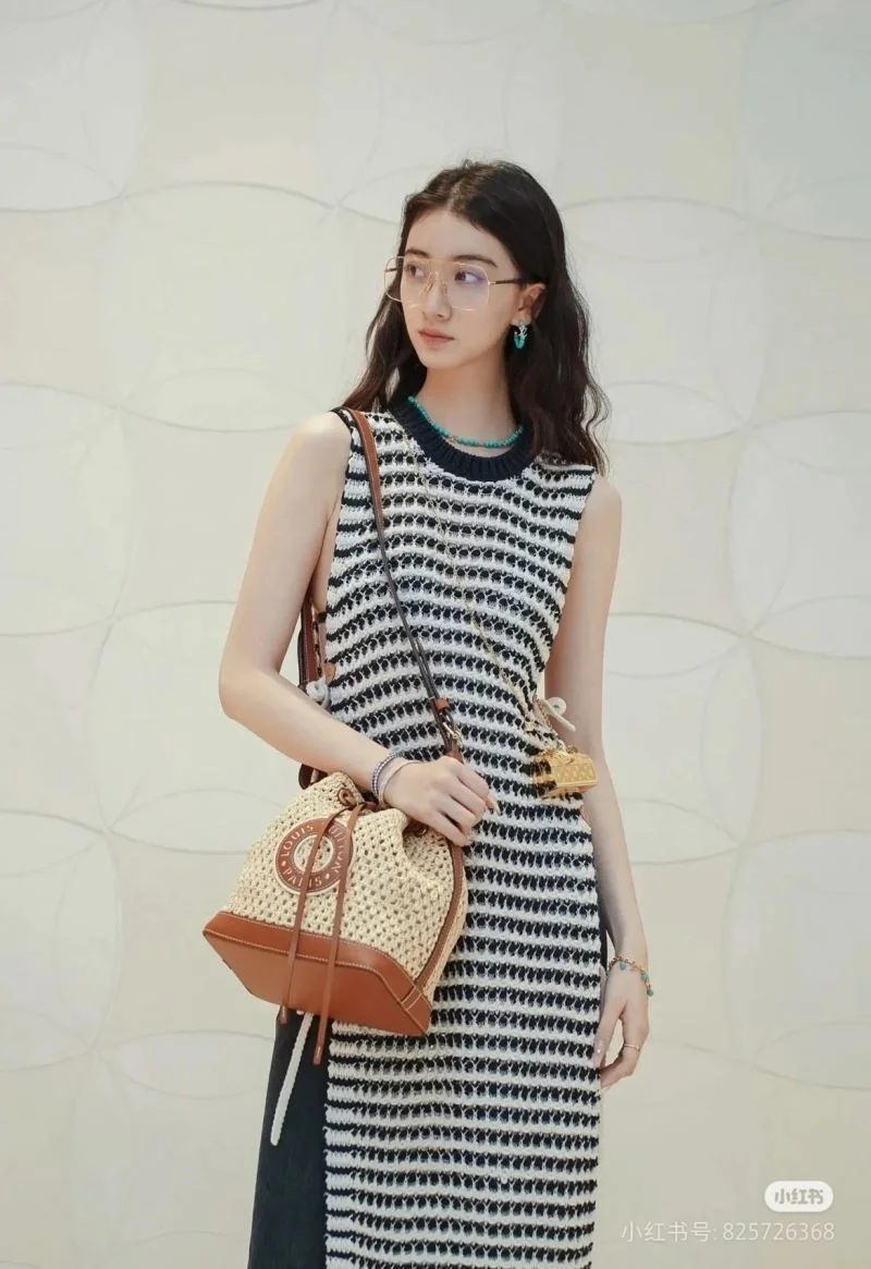 Brand-authenticated Louis Vuitton Bucket Bags