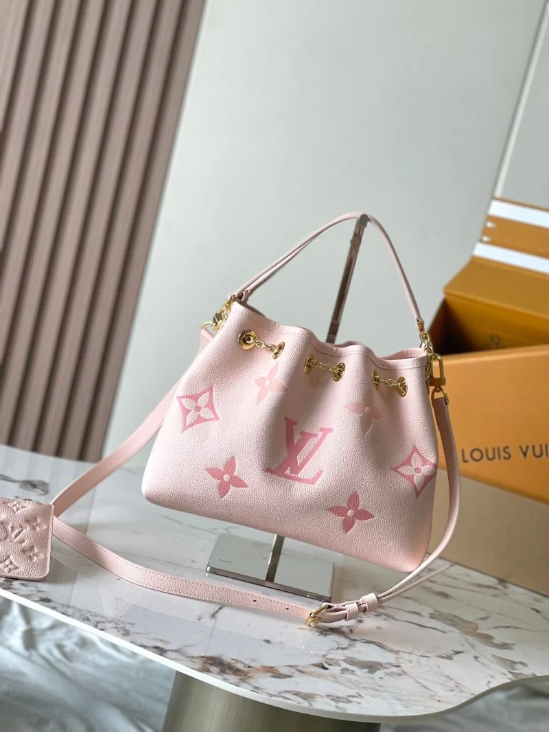 Top match Louis Vuitton Bucket Bags