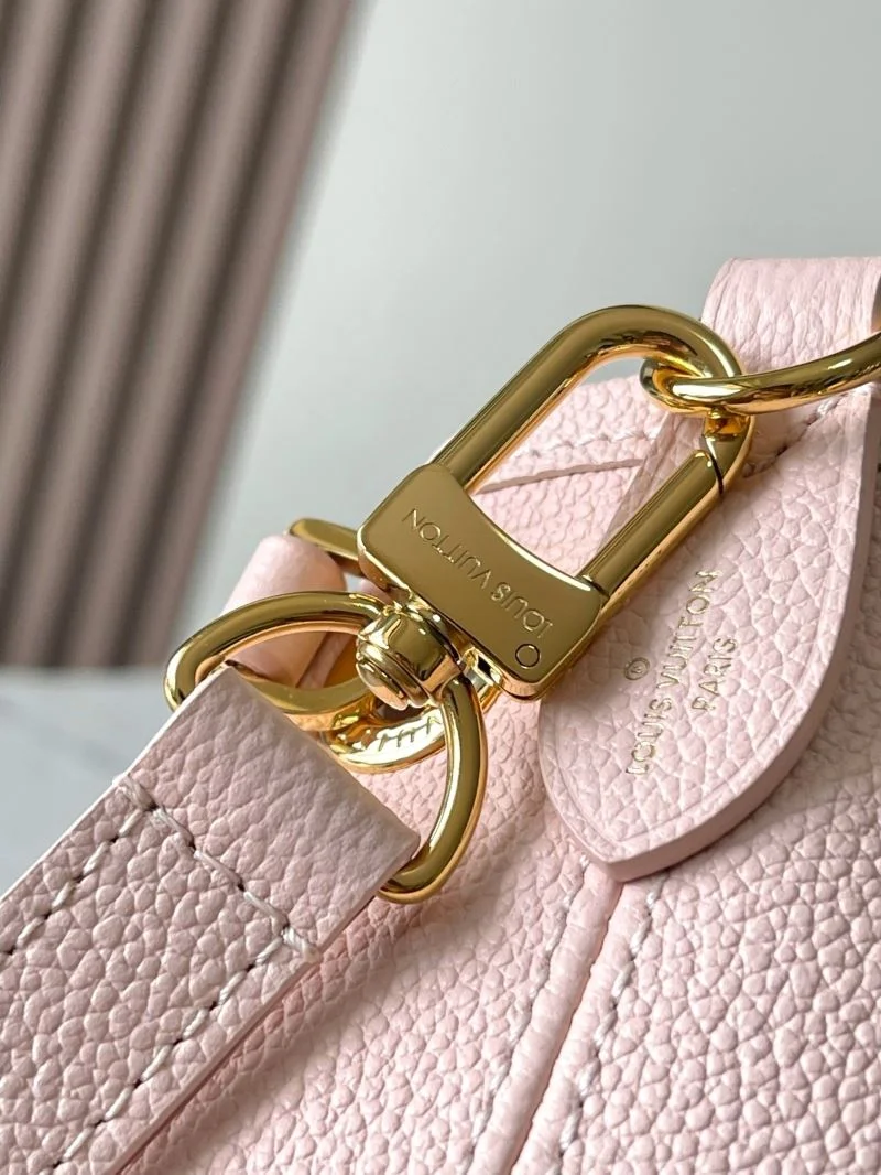 Top match Louis Vuitton Bucket Bags