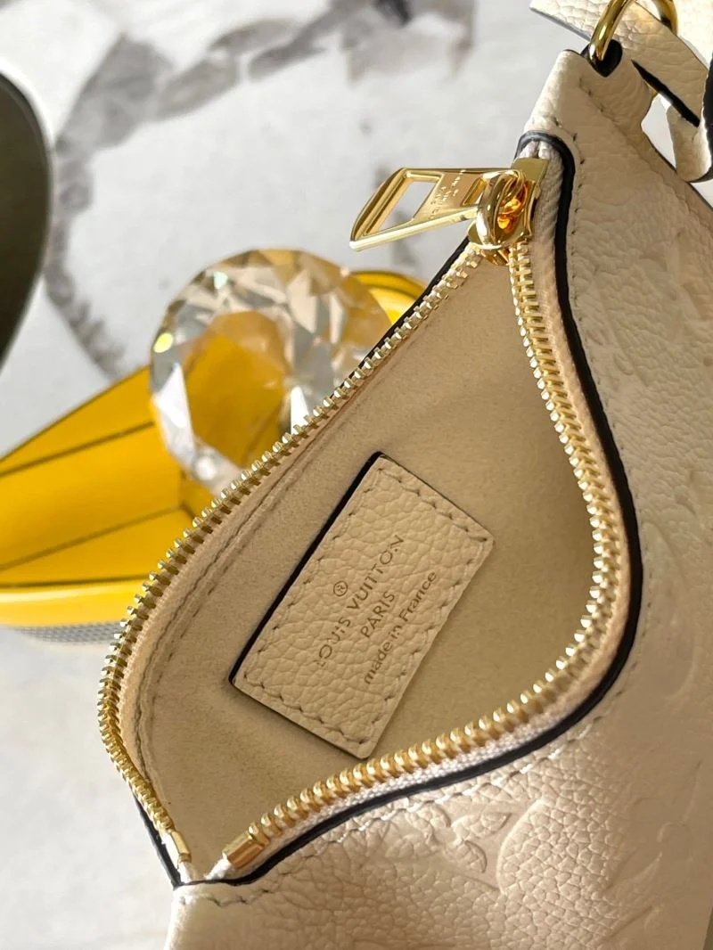 Value-priced Louis Vuitton Bucket Bags