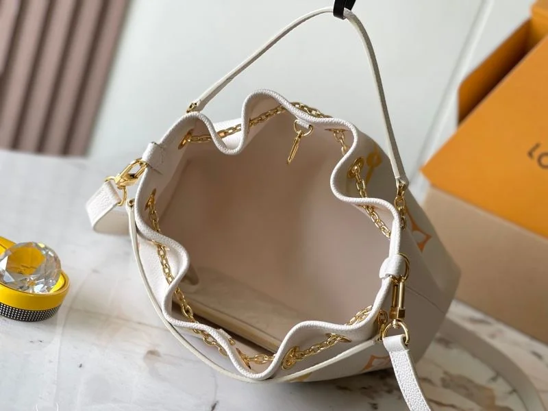 Reasonably priced Louis Vuitton Bucket Bags