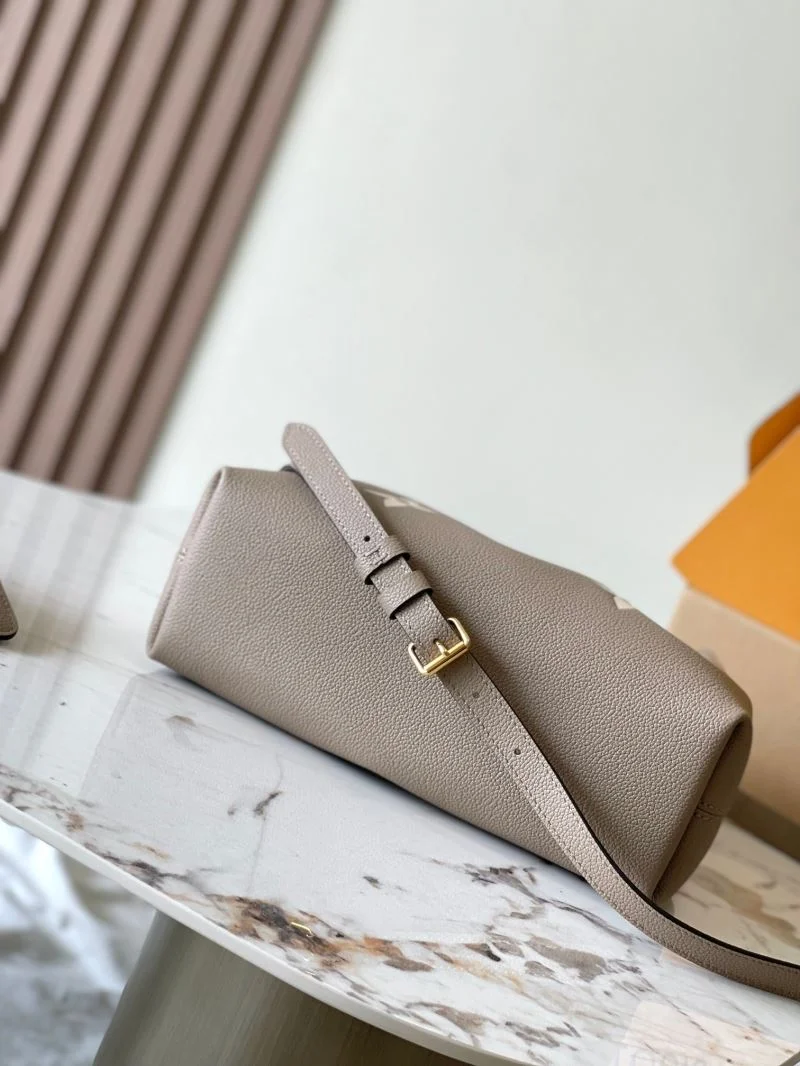 Inexpensive Louis Vuitton Bucket Bags