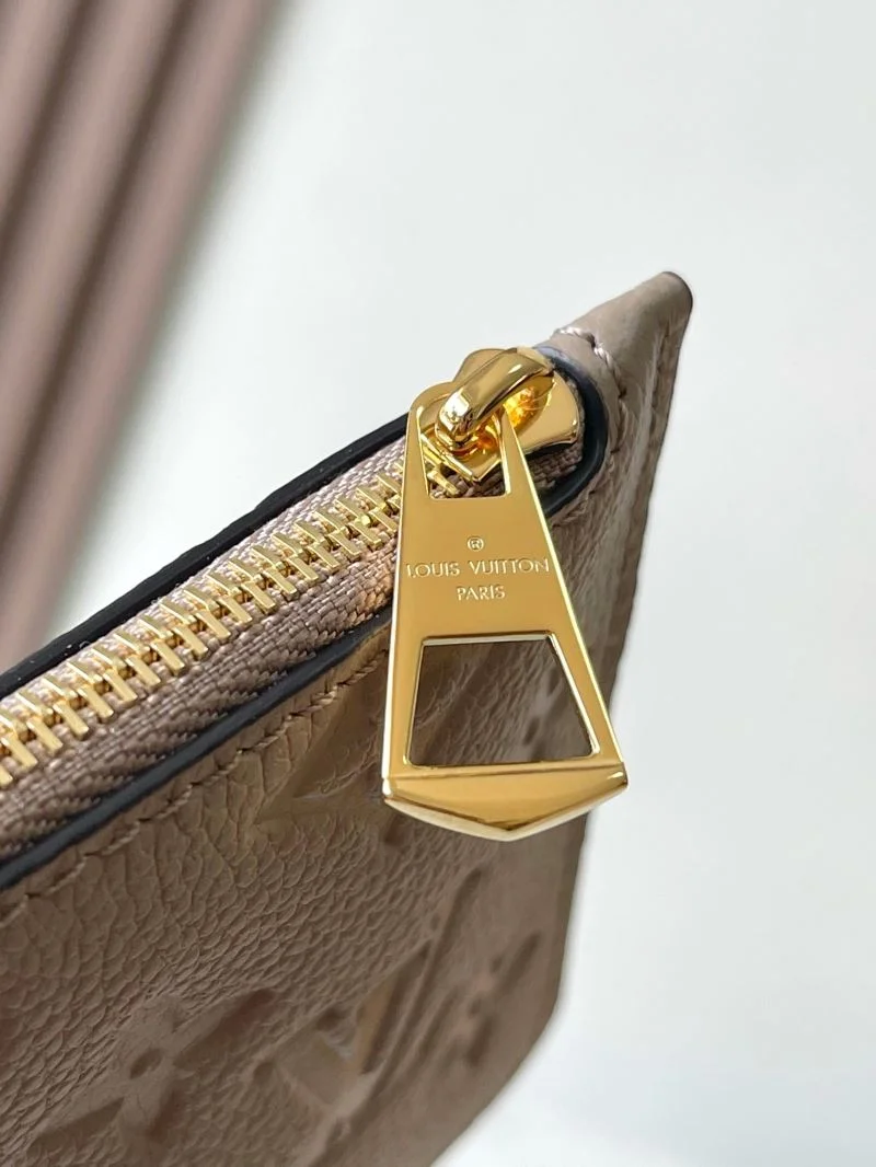 Inexpensive Louis Vuitton Bucket Bags