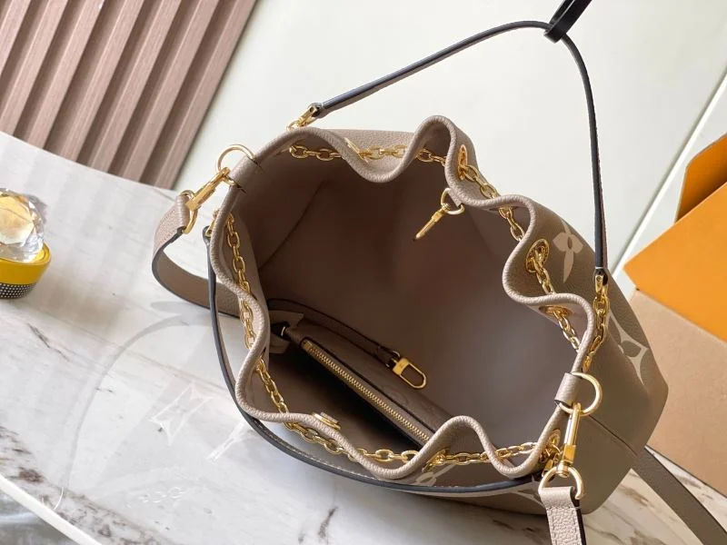 Inexpensive Louis Vuitton Bucket Bags