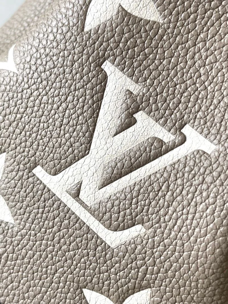 Cut-rate Louis Vuitton Bucket Bags