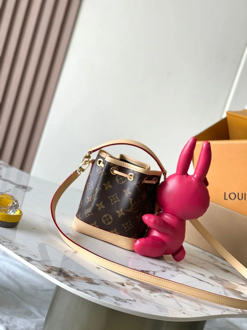 Official Louis Vuitton Bucket Bags