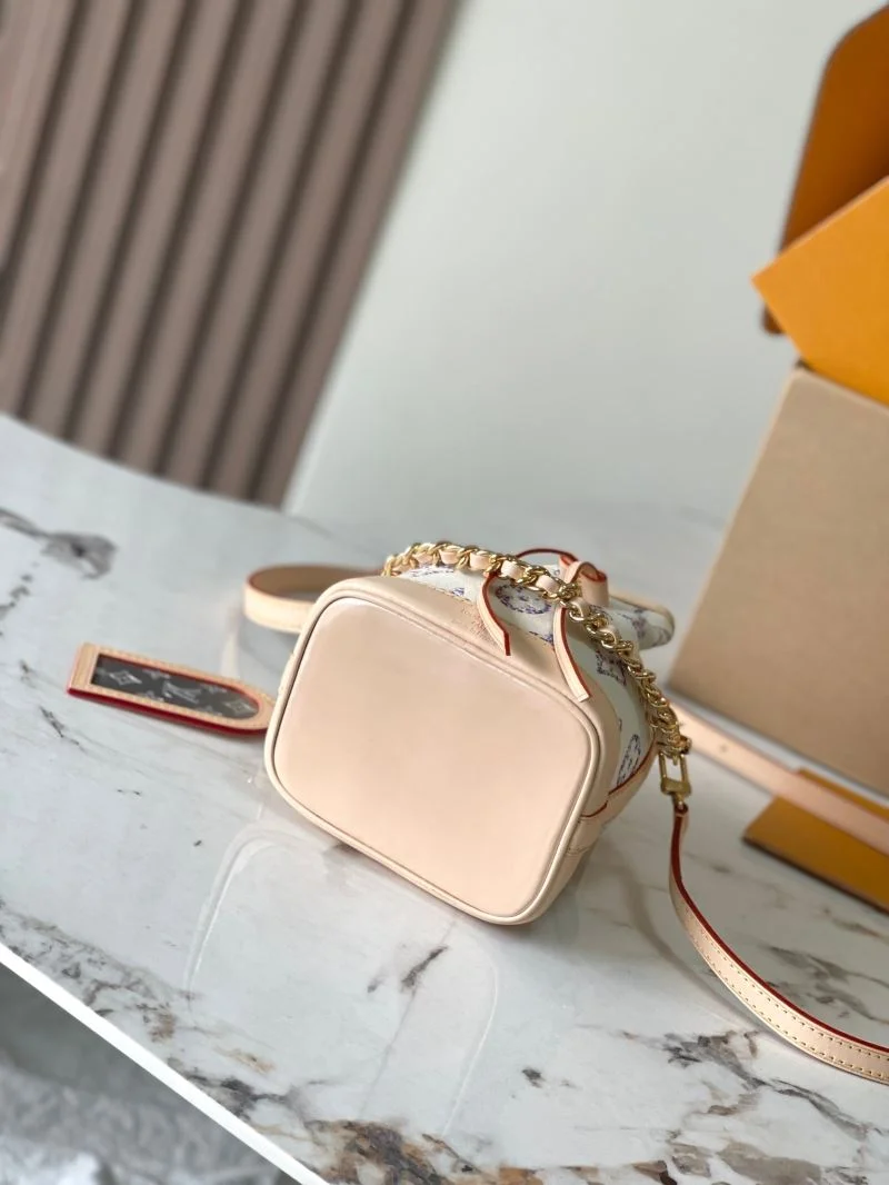 Precise copy Louis Vuitton Bucket Bags