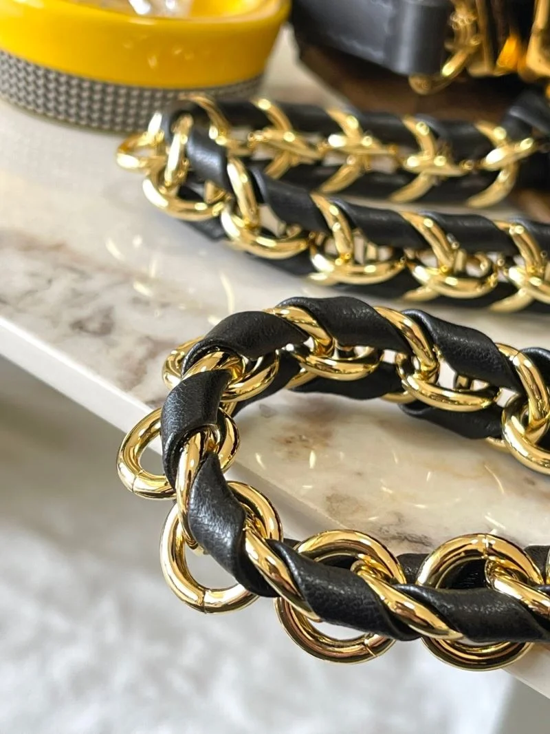Low-cost Louis Vuitton Bucket Bags