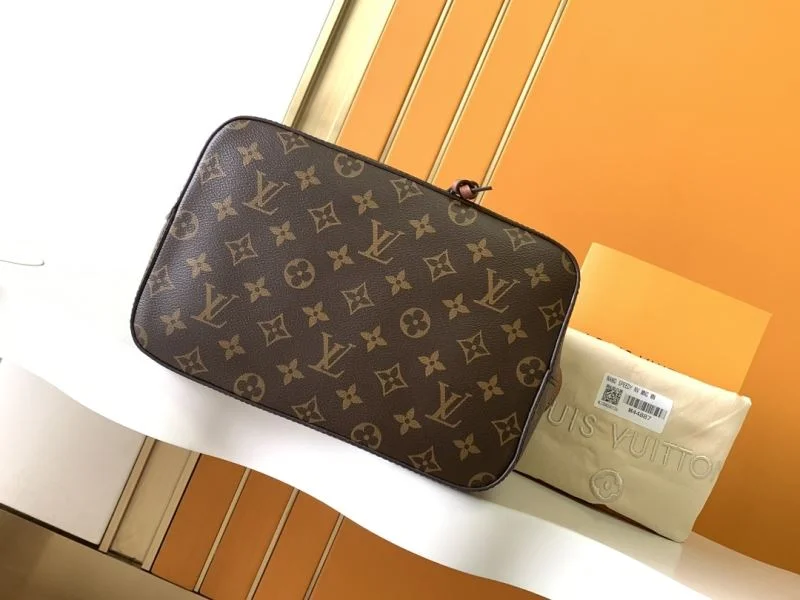 Accurate model Louis Vuitton Bucket Bags