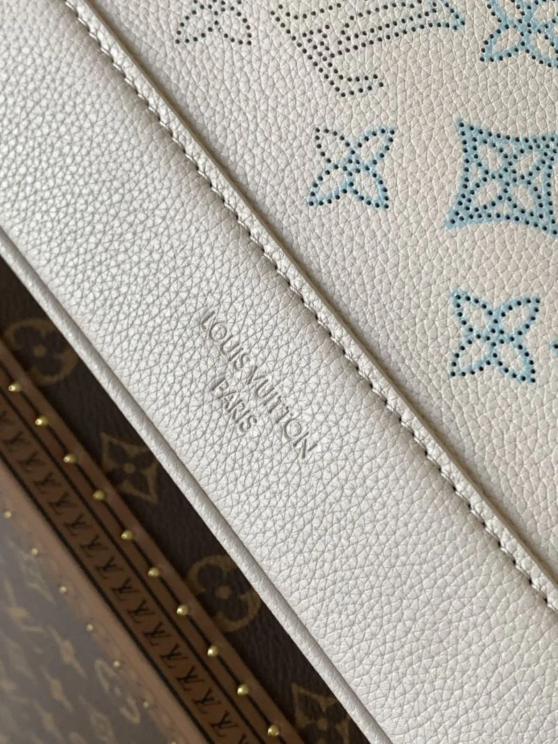 Top match Louis Vuitton Bucket Bags