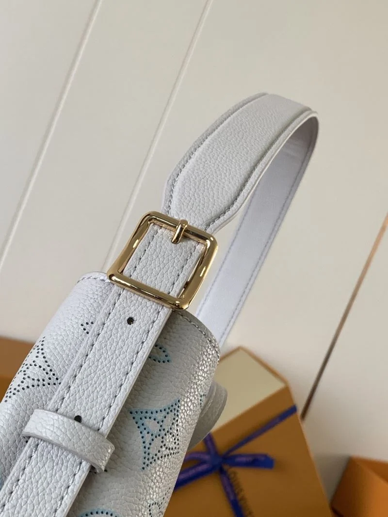 Top match Louis Vuitton Bucket Bags