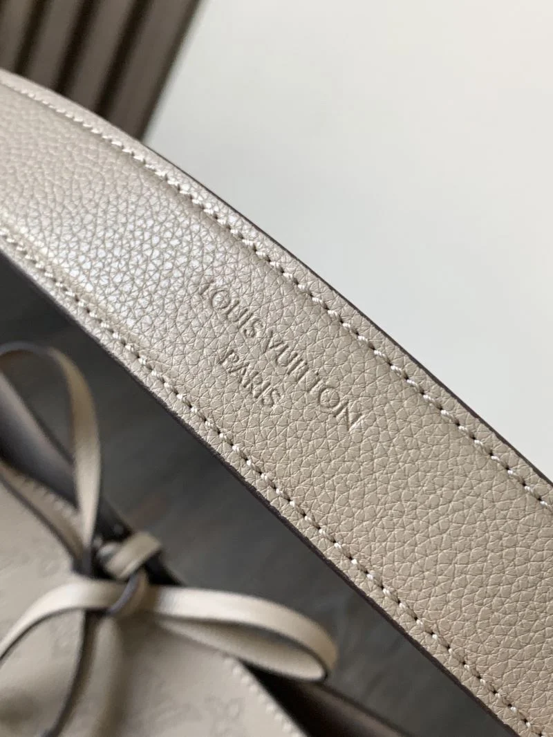 Inexpensive Louis Vuitton Bucket Bags