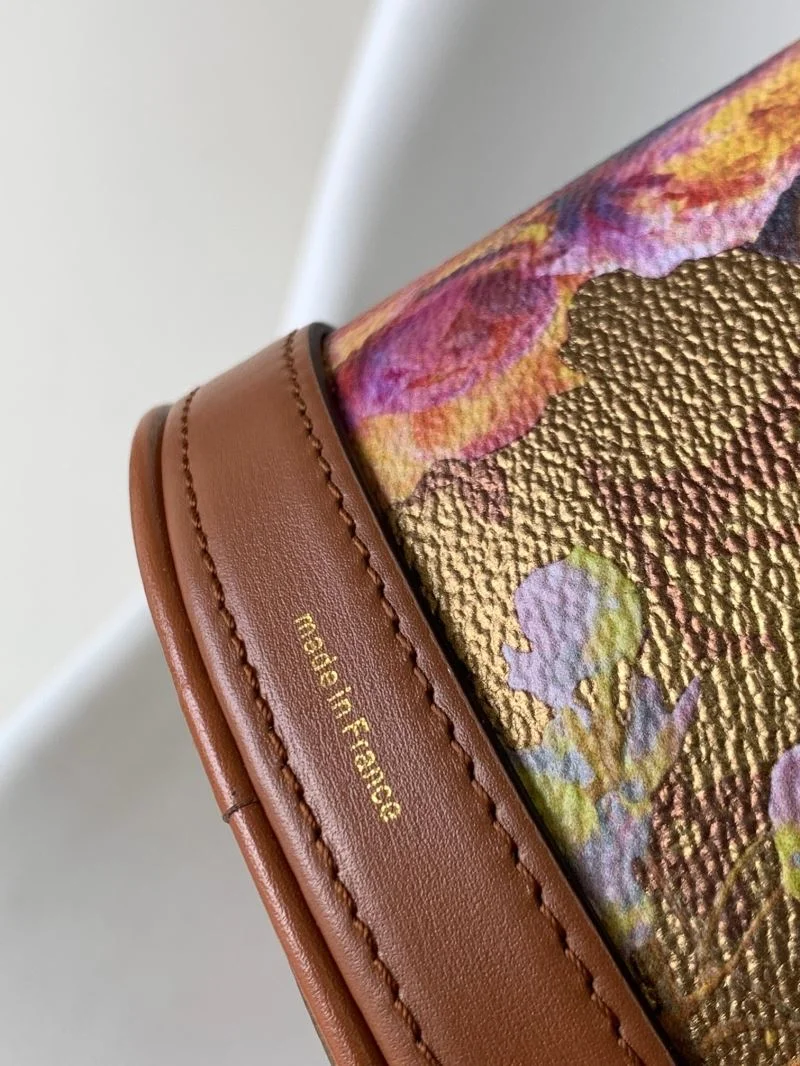 Indistinguishable Louis Vuitton Bucket Bags