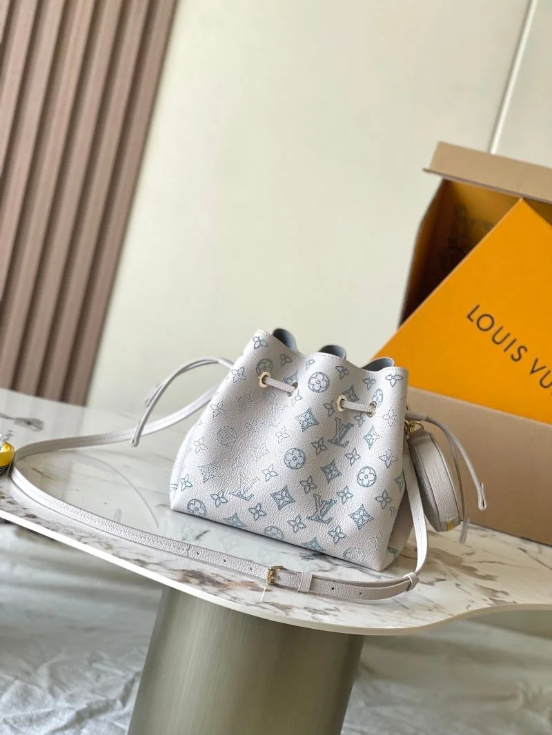 Reasonably priced Louis Vuitton Bucket Bags