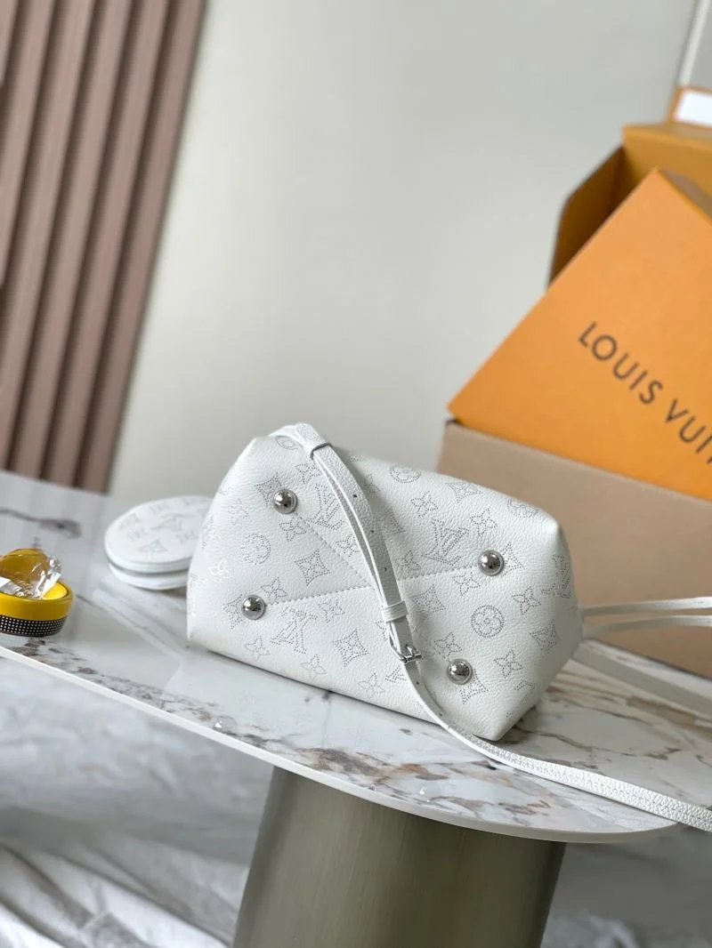 Discounted Louis Vuitton Bucket Bags
