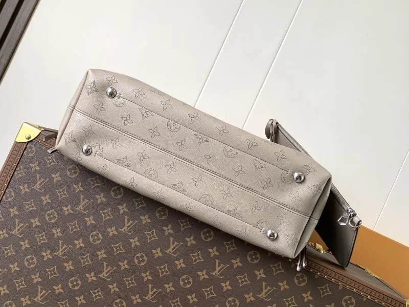 Indistinguishable Louis Vuitton Bucket Bags