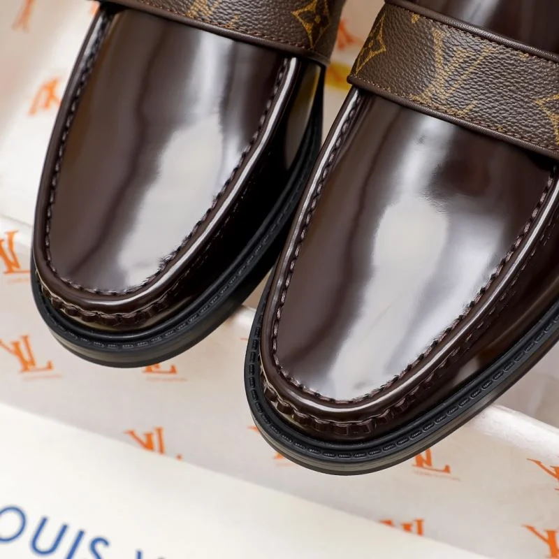 Top mirror Louis Vuitton Business Shoes