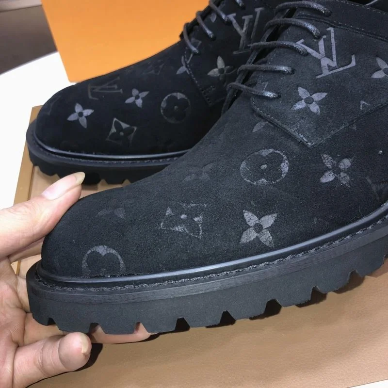 Precise copy Louis Vuitton Business Shoes