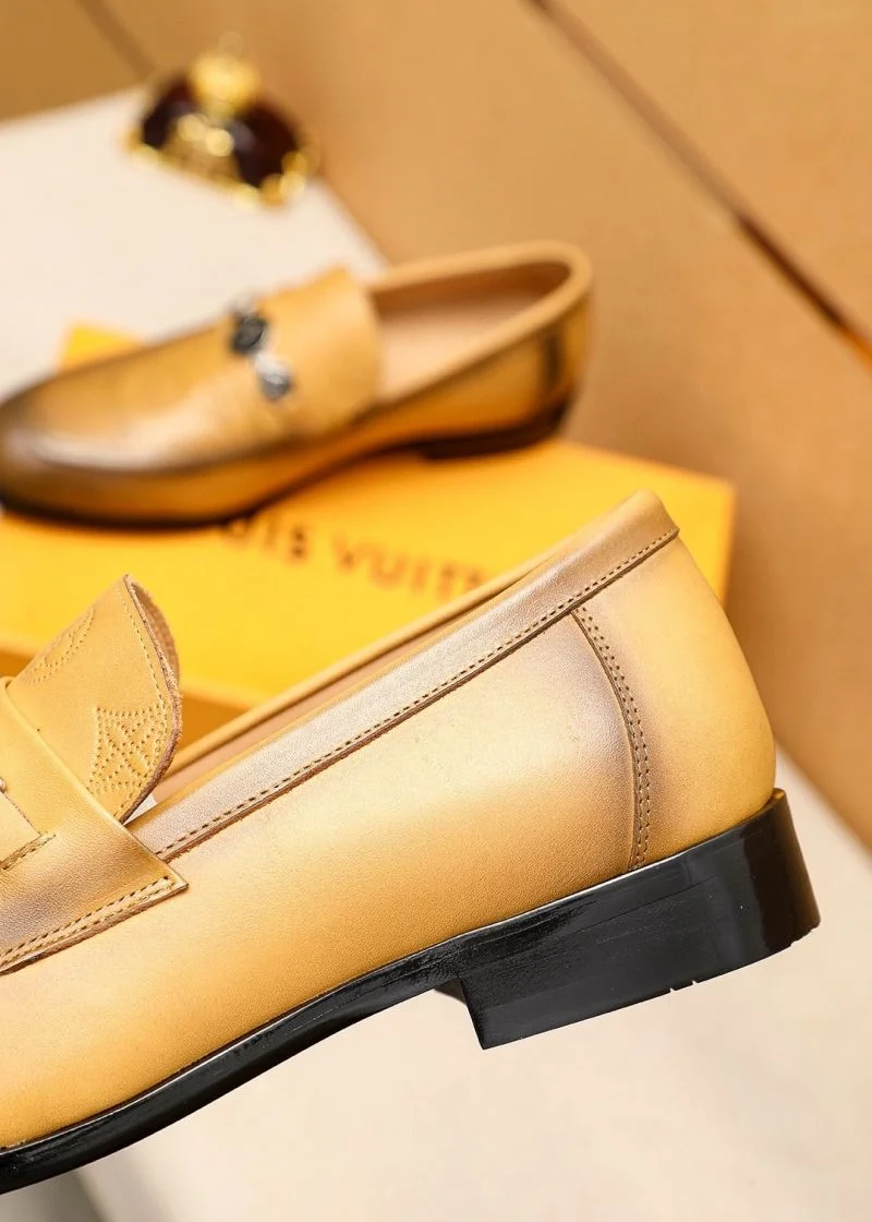 Accurate model Louis Vuitton Business Shoes