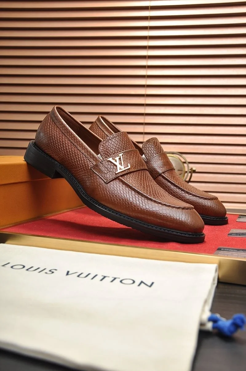 High accuracy Louis Vuitton Business Shoes