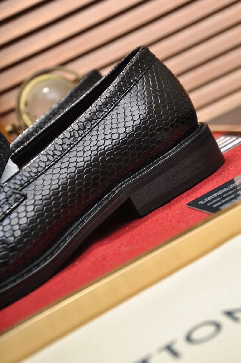 Value-priced Louis Vuitton Business Shoes