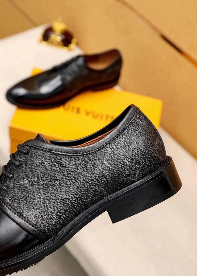 Accurate model Louis Vuitton Business Shoes