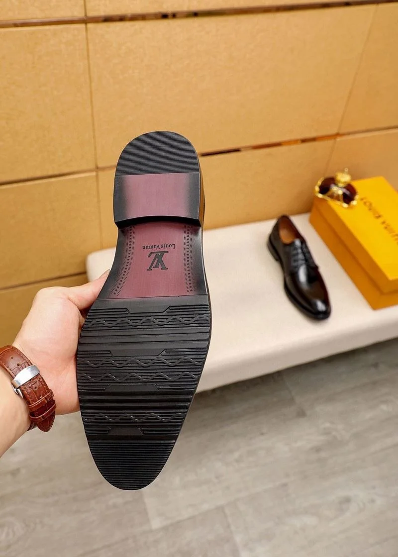 Accurate model Louis Vuitton Business Shoes