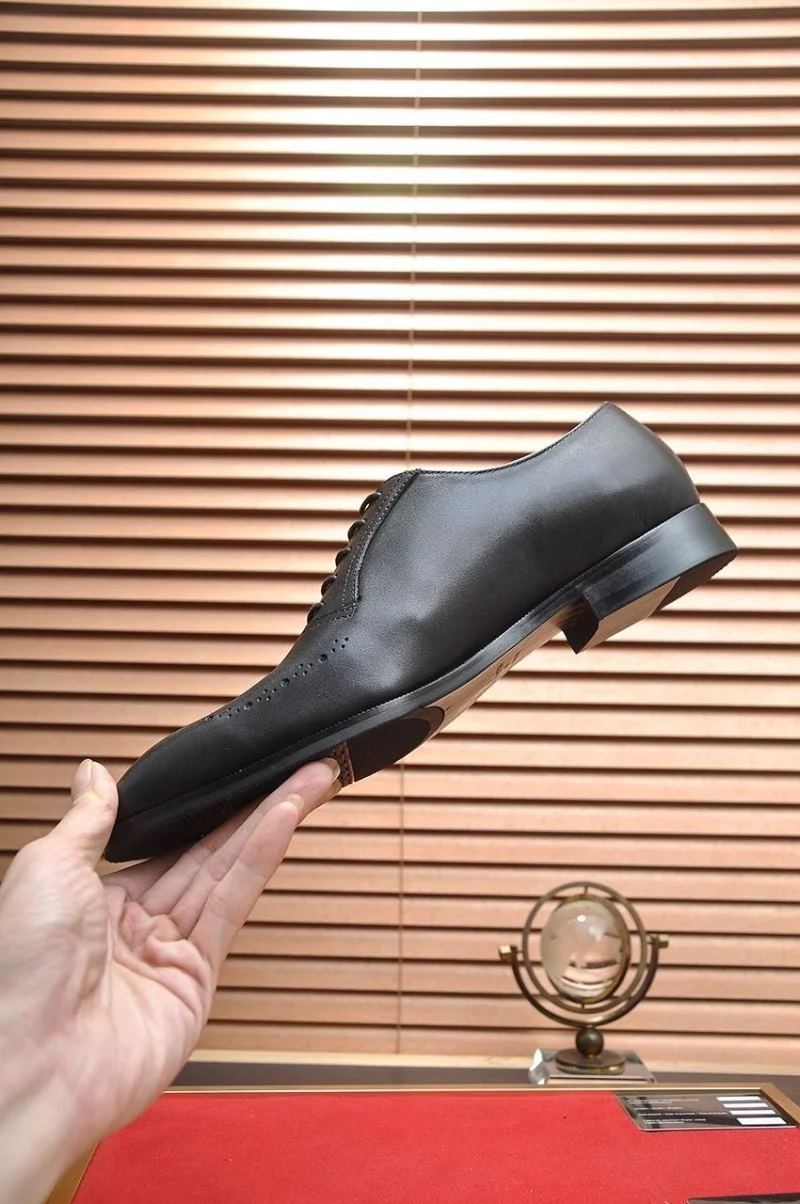 1:1 copy Louis Vuitton Business Shoes