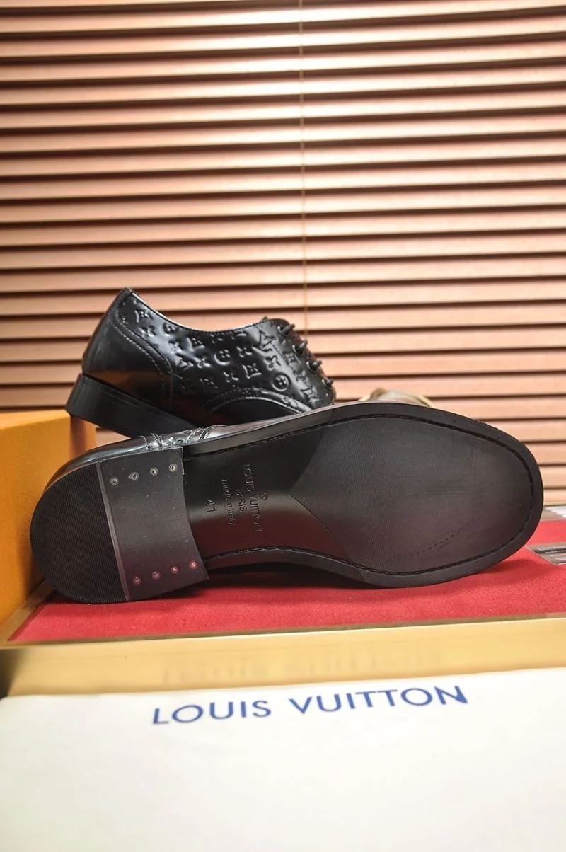 Accurate model Louis Vuitton Business Shoes