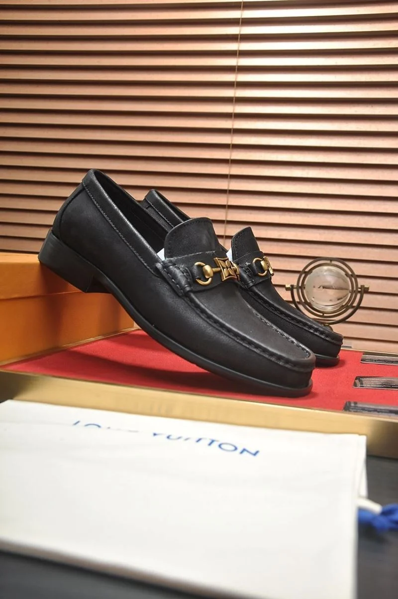 Exact replica Louis Vuitton Business Shoes