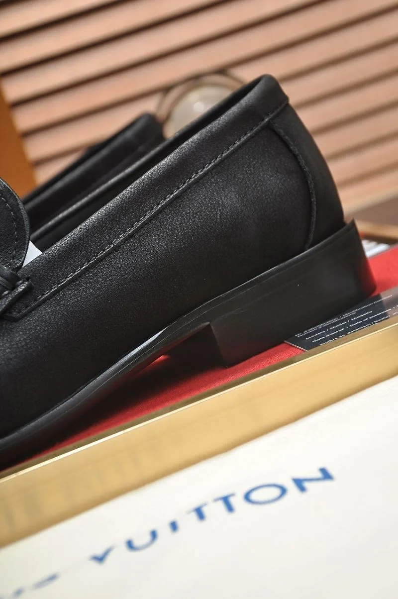 Exact replica Louis Vuitton Business Shoes