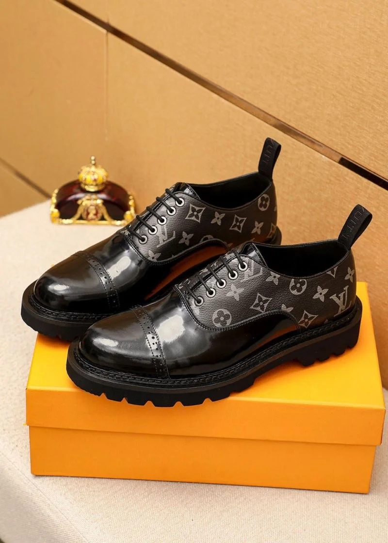 Exact replica Louis Vuitton Business Shoes