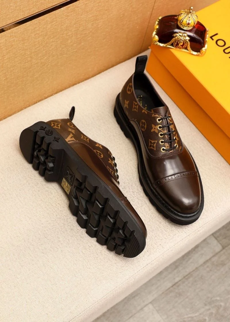 Exact replica Louis Vuitton Business Shoes
