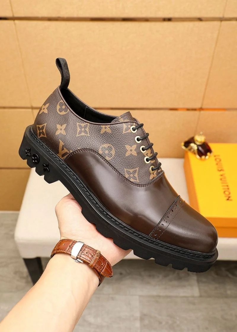 Exact replica Louis Vuitton Business Shoes