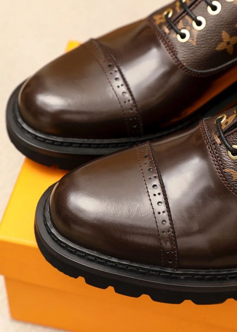 Exact replica Louis Vuitton Business Shoes