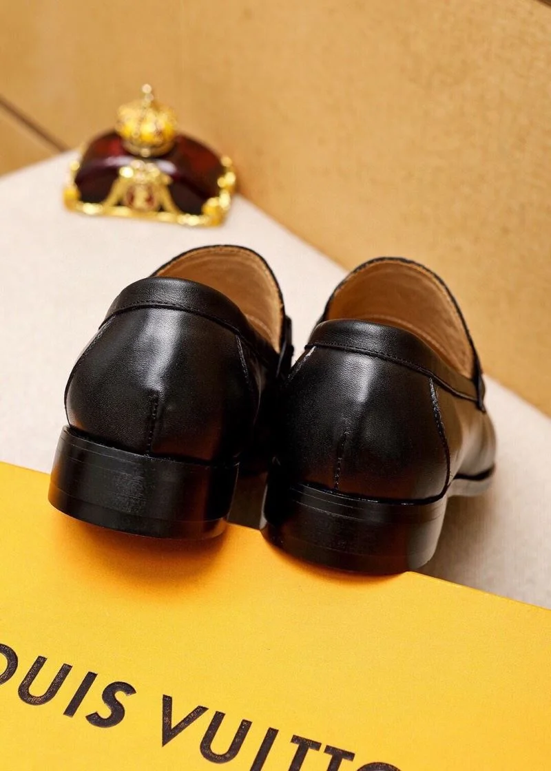 Exact replica Louis Vuitton Business Shoes