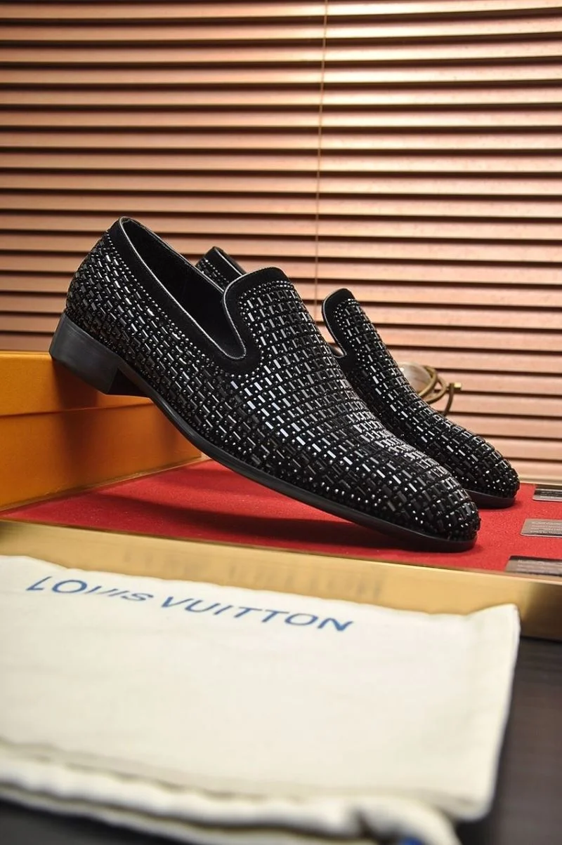 Exact replica Louis Vuitton Business Shoes