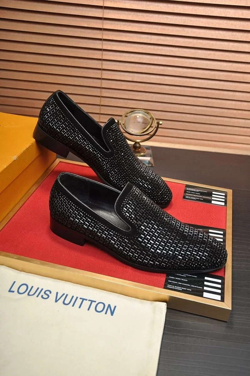 Exact replica Louis Vuitton Business Shoes