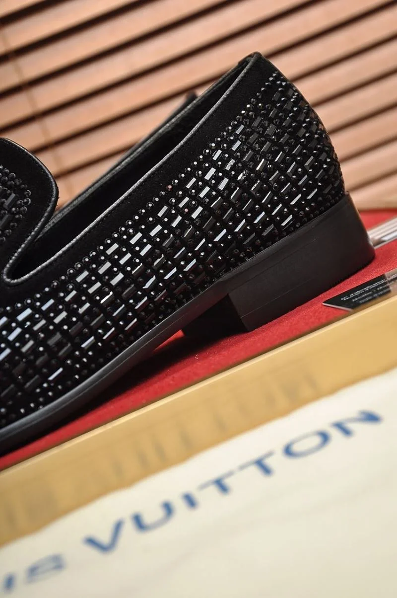 Exact replica Louis Vuitton Business Shoes