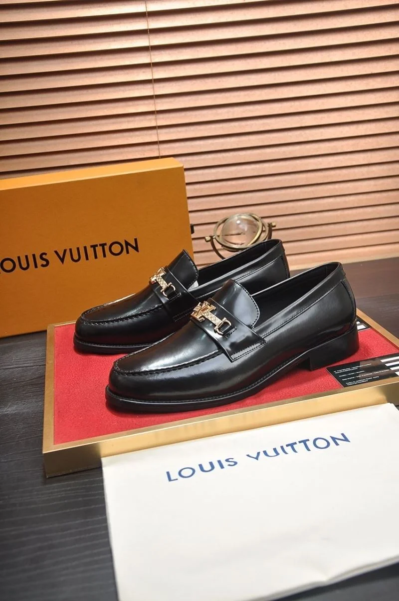 Exact replica Louis Vuitton Business Shoes