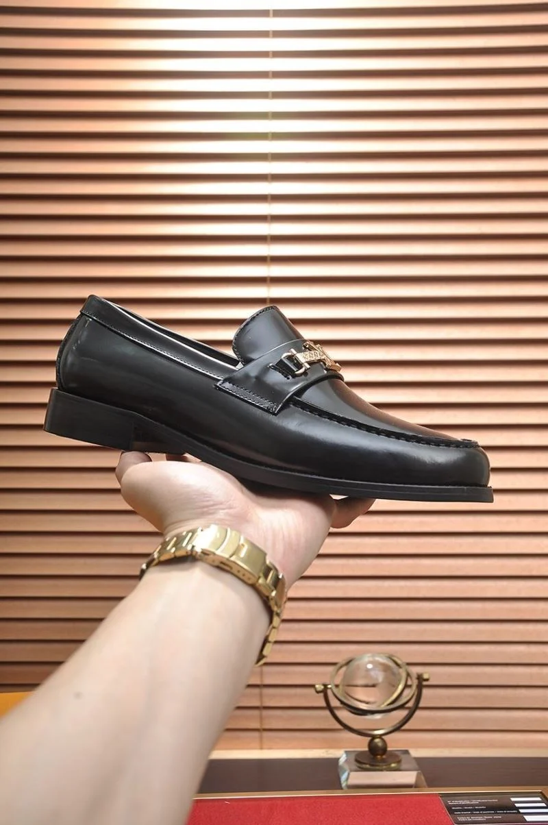 Exact replica Louis Vuitton Business Shoes