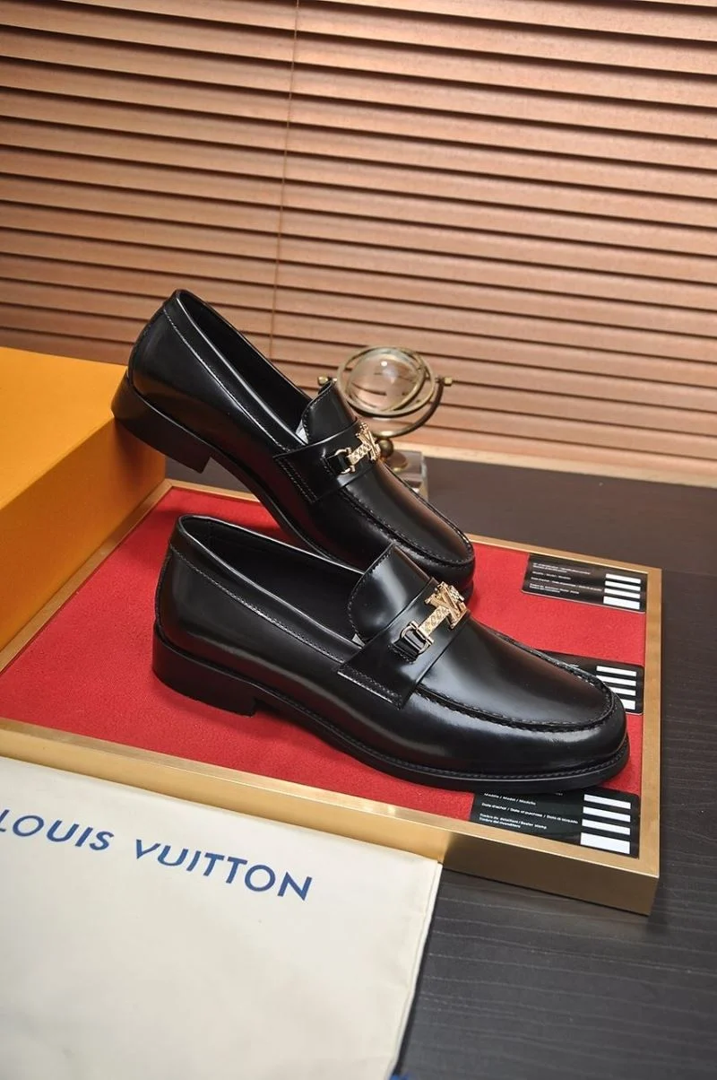Exact replica Louis Vuitton Business Shoes