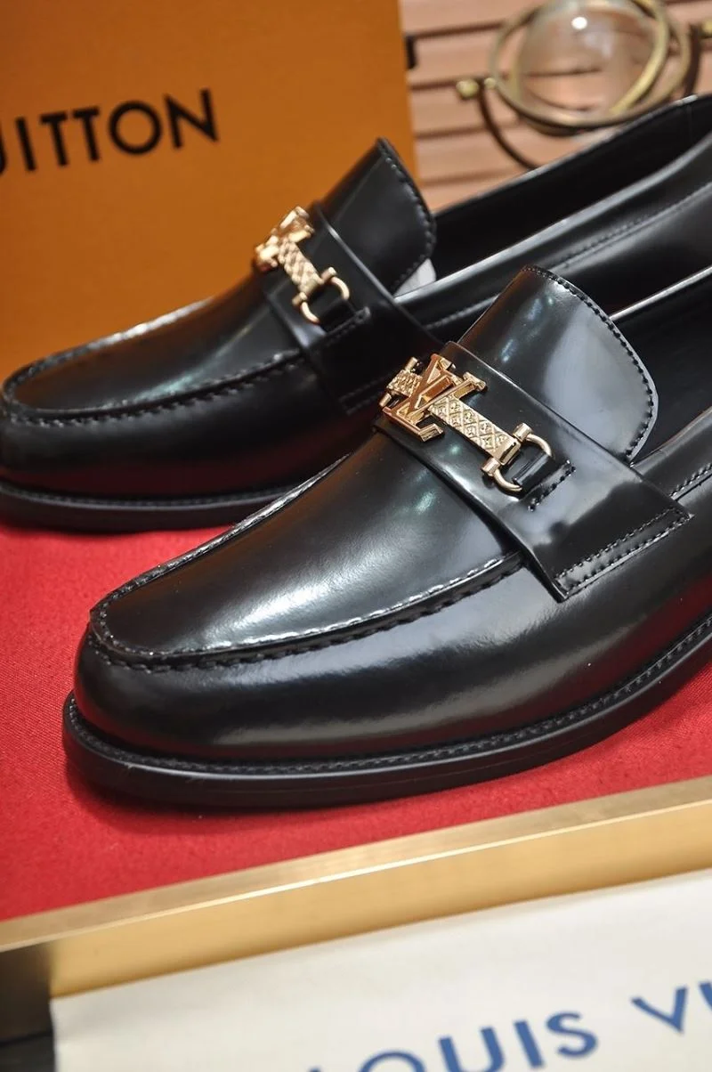 Exact replica Louis Vuitton Business Shoes