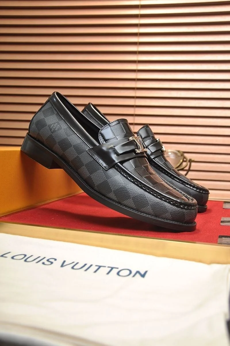 Precise copy Louis Vuitton Business Shoes