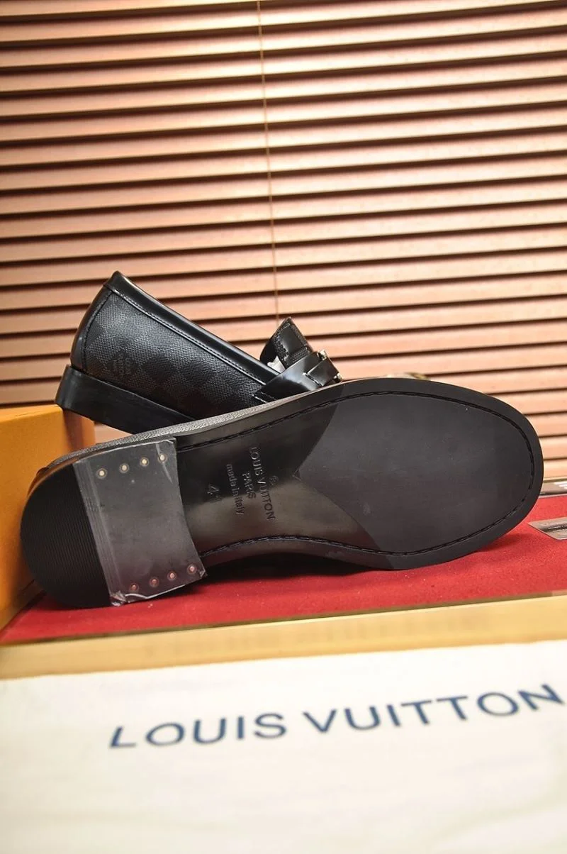 Precise copy Louis Vuitton Business Shoes