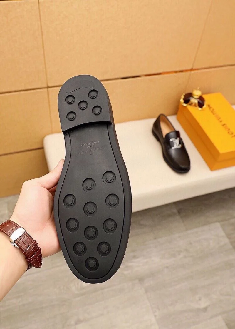 Budget-friendly Louis Vuitton Business Shoes