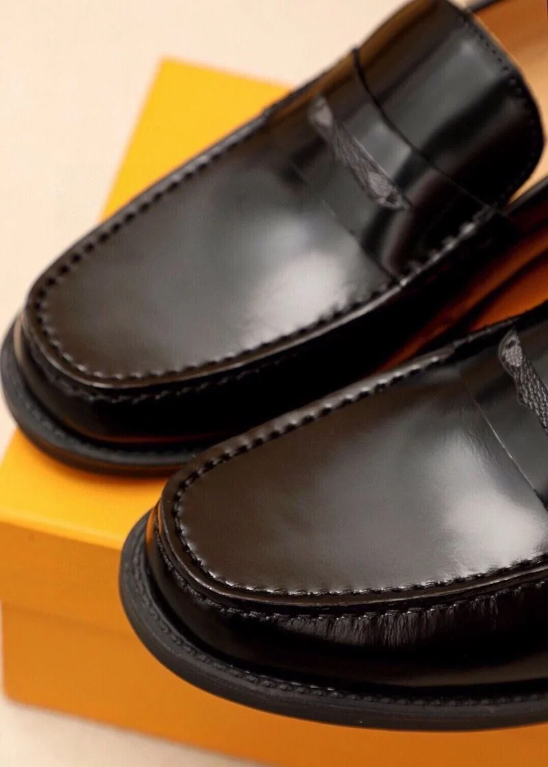 Indistinguishable Louis Vuitton Business Shoes