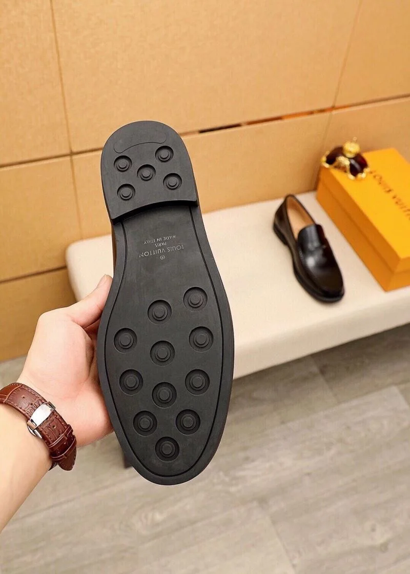 Indistinguishable Louis Vuitton Business Shoes