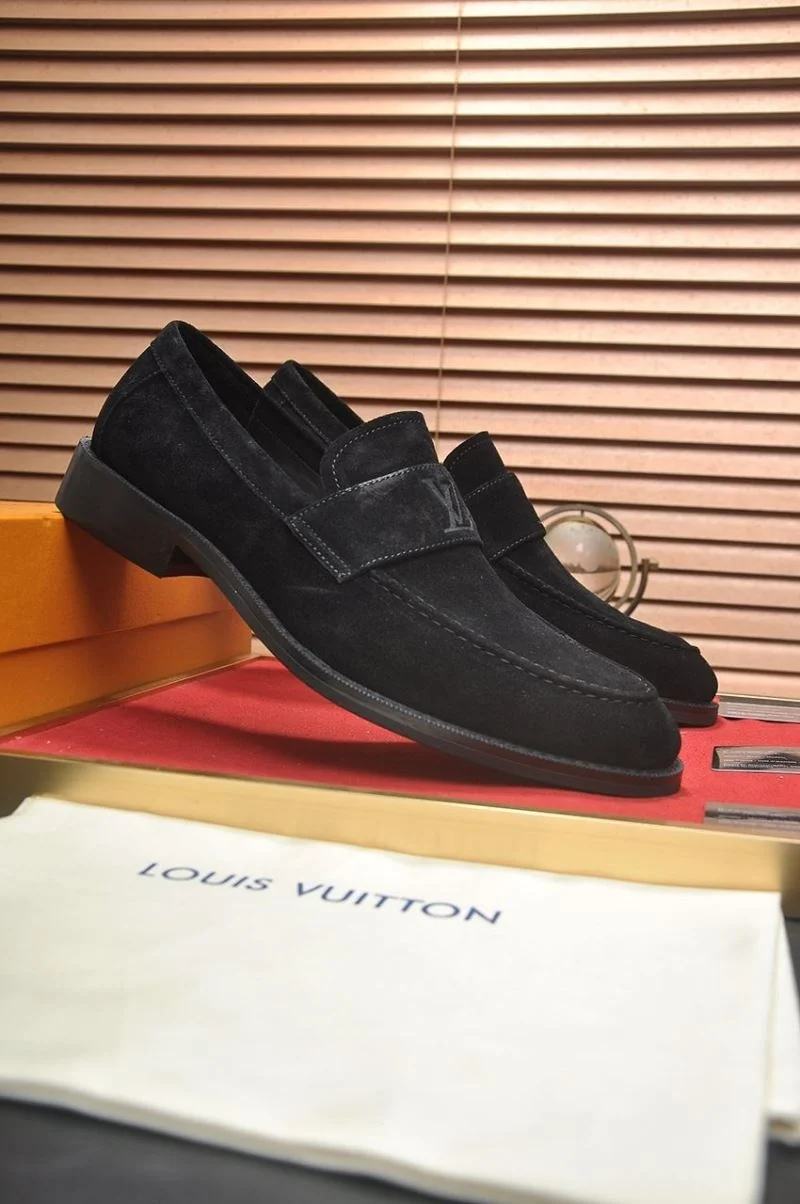 Accurate model Louis Vuitton Business Shoes