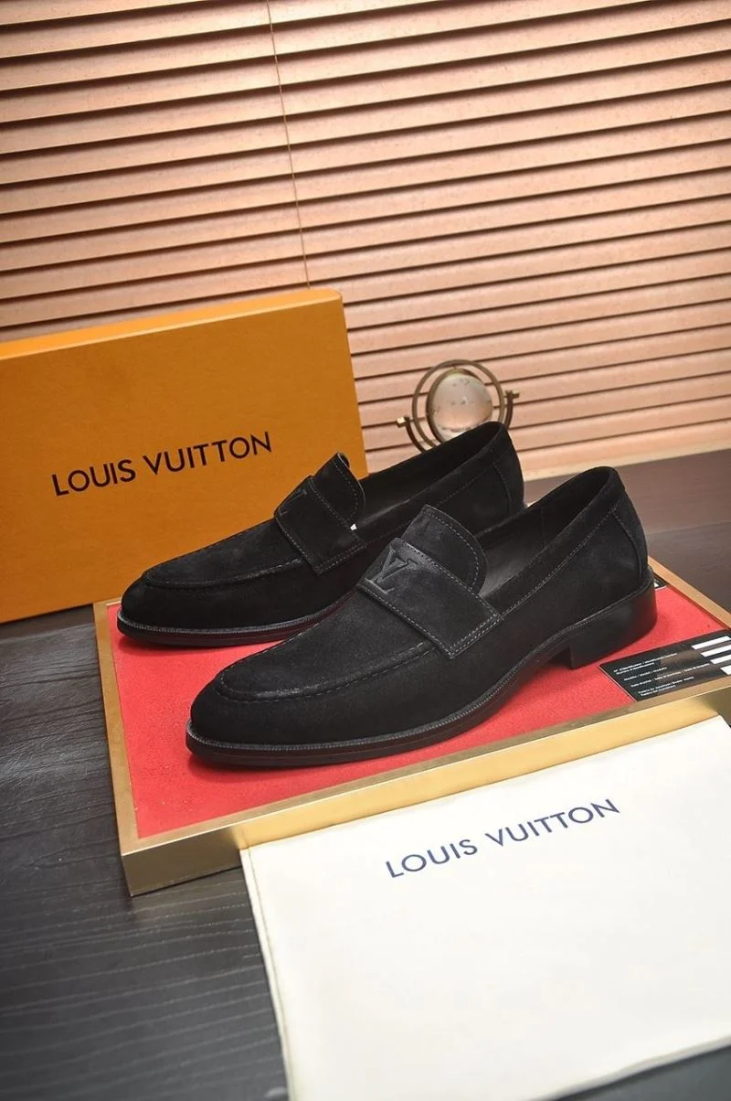 Accurate model Louis Vuitton Business Shoes